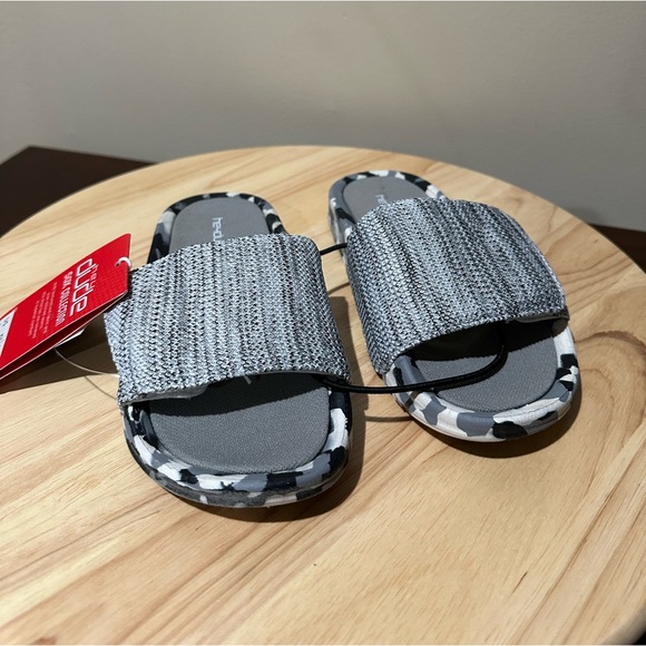 Hey Dude | Shoes | Hey Dude Sox Collection Phoenix Youth Tri Ghost Gray ...